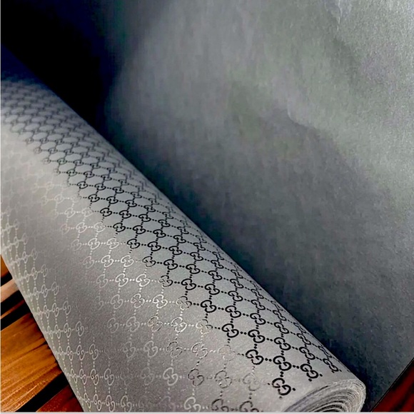 Gucci | Holiday | Rare Gucci Authentic Gg Logo Wrapping Paper Yard Of ...